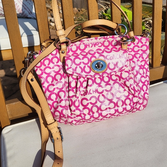 Coach | Bags | Coach Leah Pink Op Art Leather Crossbody Purse | Poshmark